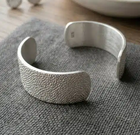 Metal Texturing